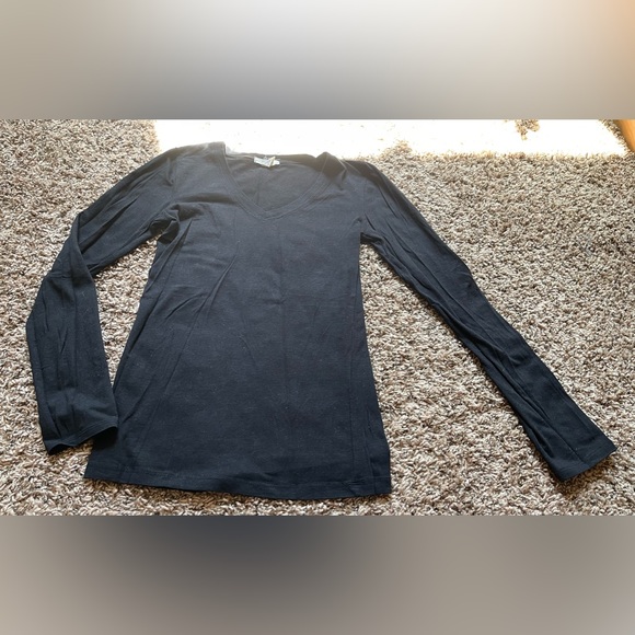 Bozzolo | Tops | Bozzolo Black Vneck Long Sleeve | Poshmark